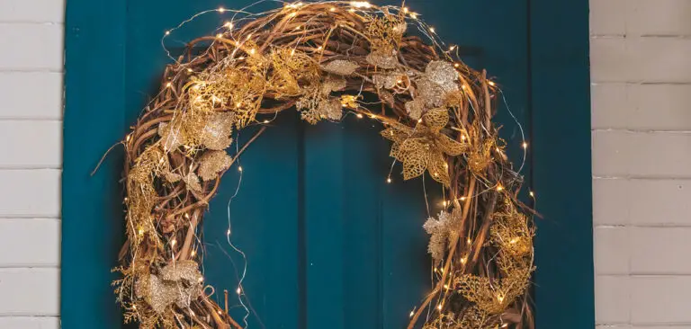 How to Add Lights to A Wreath | 7 Effective Methods (2024)