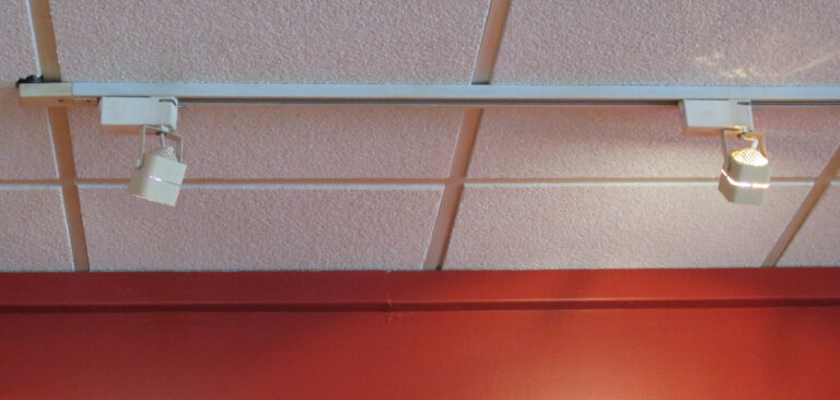 How to Hang Track Lighting on Drop Ceiling | 11 Steps (2023)